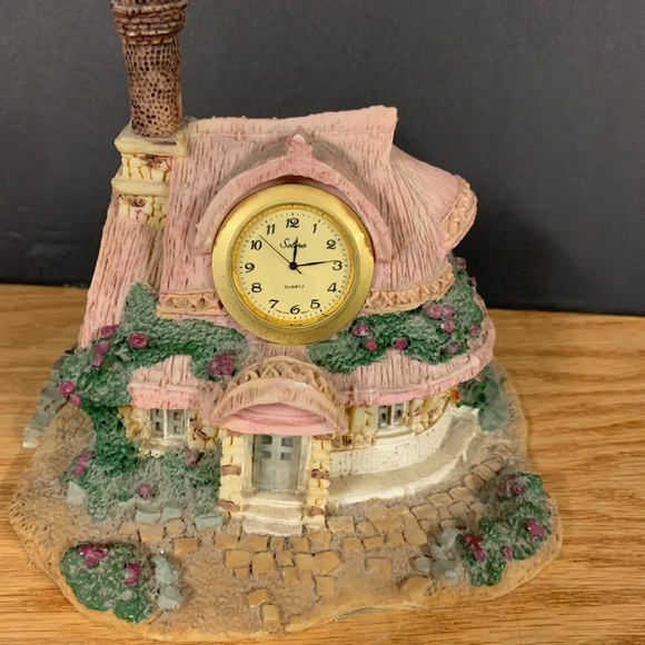 Accents | Vintage Ceramic Cottage With Solina Quartz Clock | Poshmark